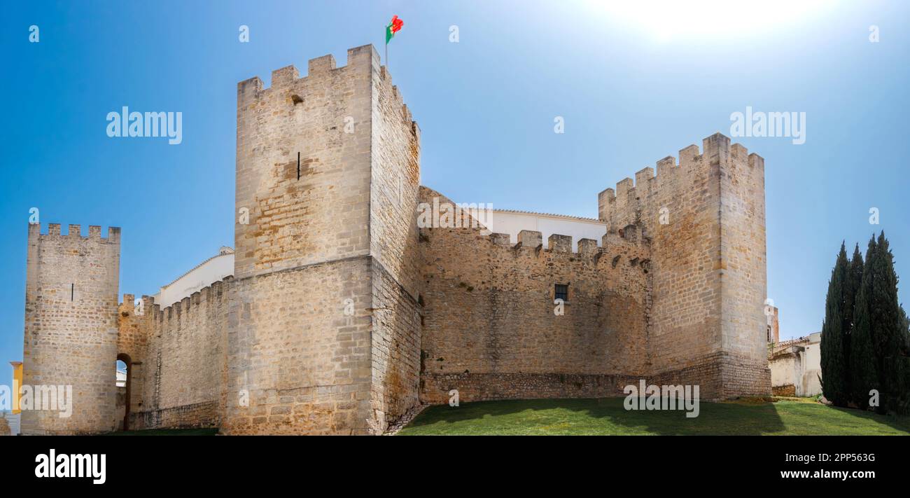 Castelo de Loulé portugal Stock Photo - Alamy