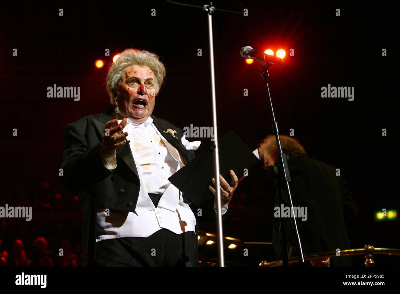 File photo dated 15/09/09 of Barry Humphries as Sir Les Patterson ...