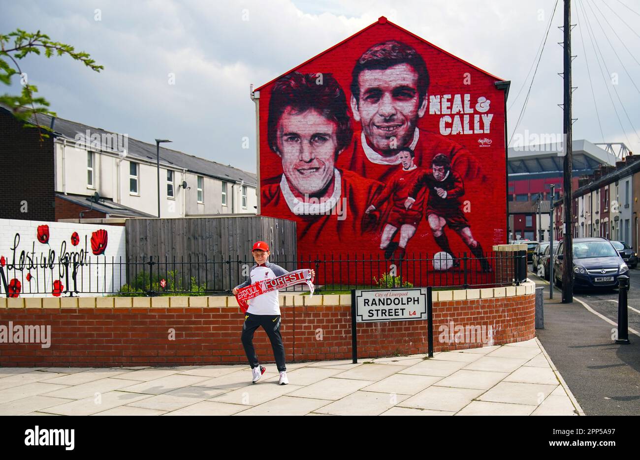 Ian callaghan phil neal mural hi-res stock photography and images - Alamy