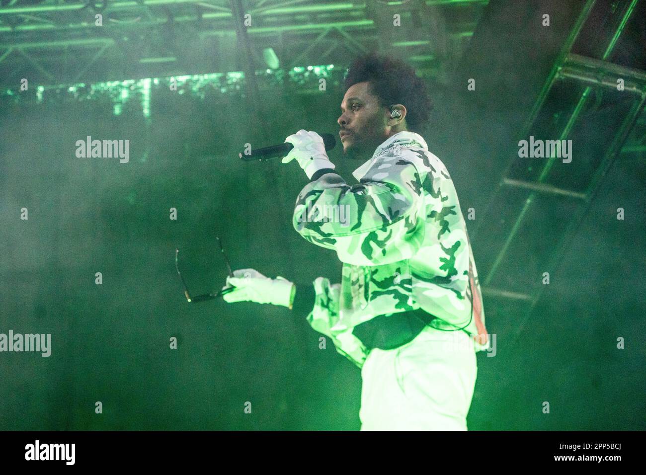 The Weeknd performs with Metro Boomin at the Coachella Music and Arts ...