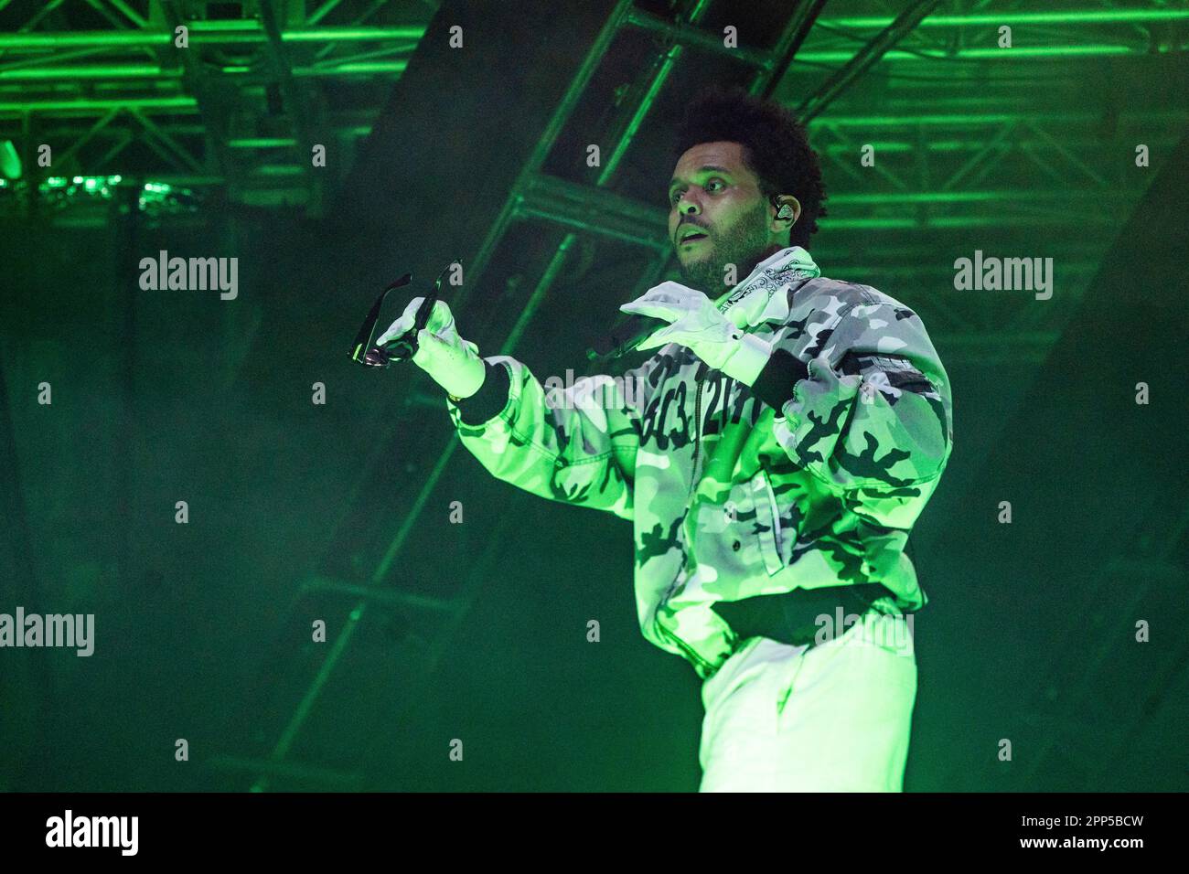The Weeknd performs with Metro Boomin at the Coachella Music and Arts ...