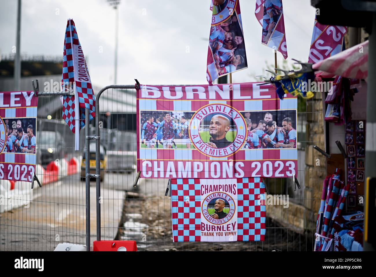 Burnley champions hi-res stock photography and images - Alamy
