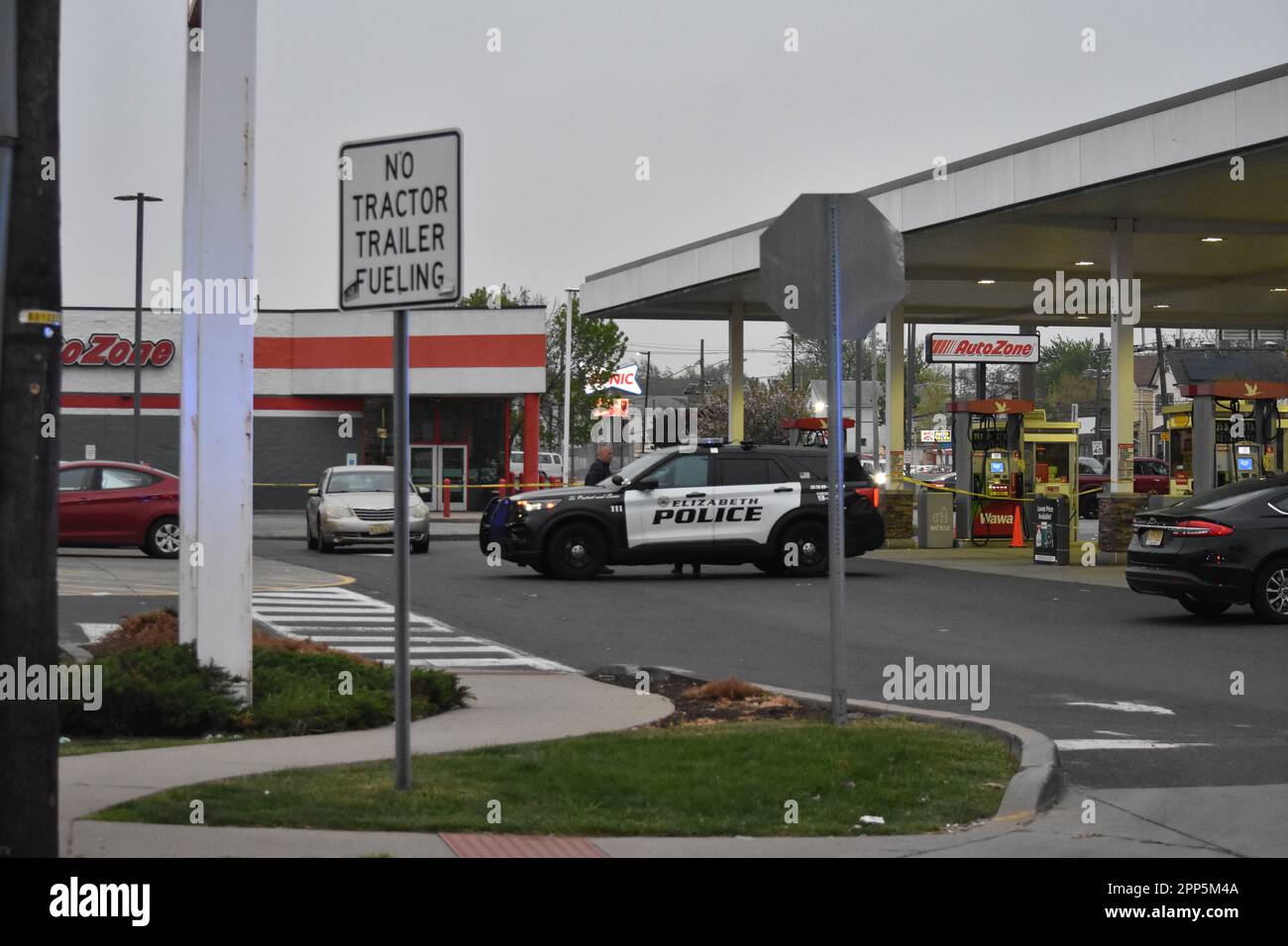 Crime scene no entry tape hi-res stock photography and images - Alamy