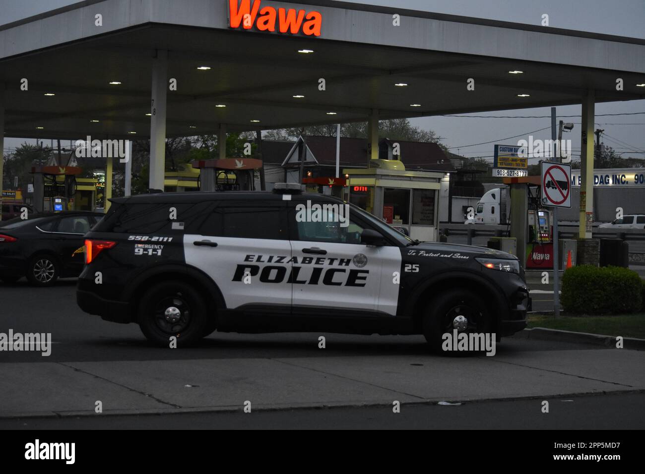 No entry sign hospital hi-res stock photography and images - Alamy