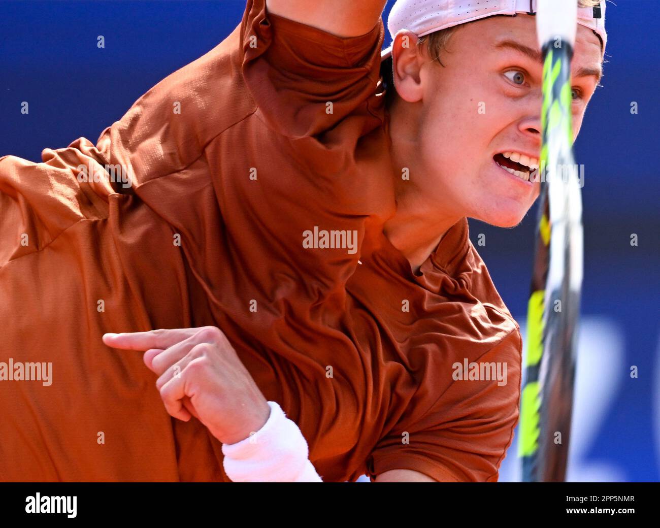 22 April 2023, Bavaria, Munich: Tennis: ATP Tour - Munich, Singles, Men, Semifinals. Rune ...