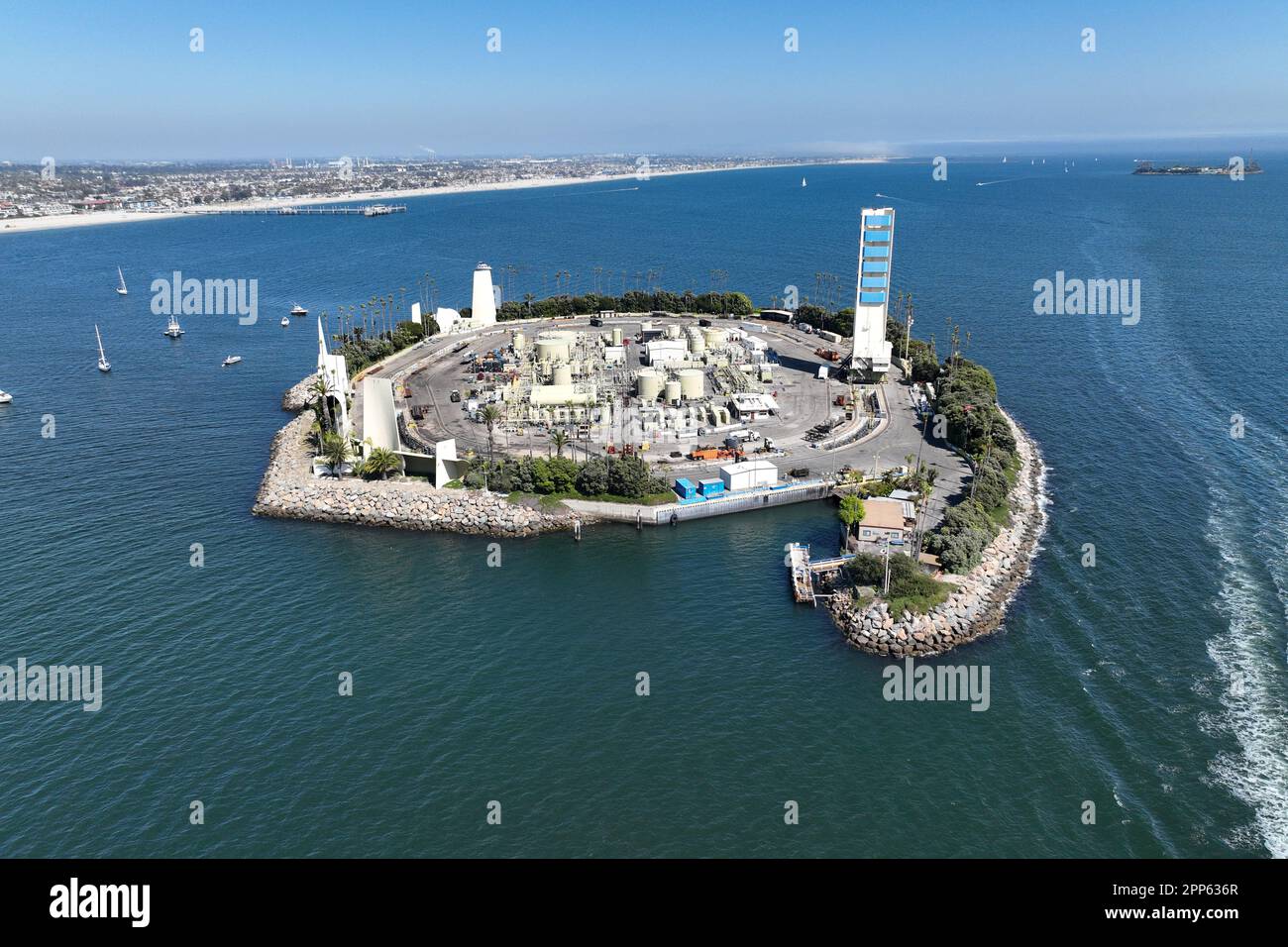 An aerial view thums oil island white hi-res stock photography and ...