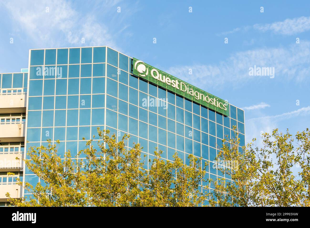 Laboratory diagnostics hi-res stock photography and images - Alamy