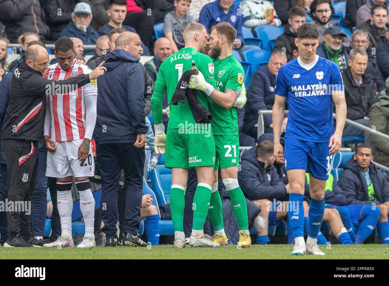 Jak alnwick ryan allsop hi-res stock photography and images - Alamy