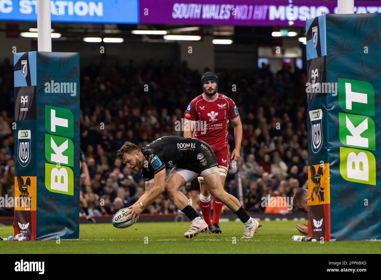 Steff hughes dragons hi-res stock photography and images - Alamy