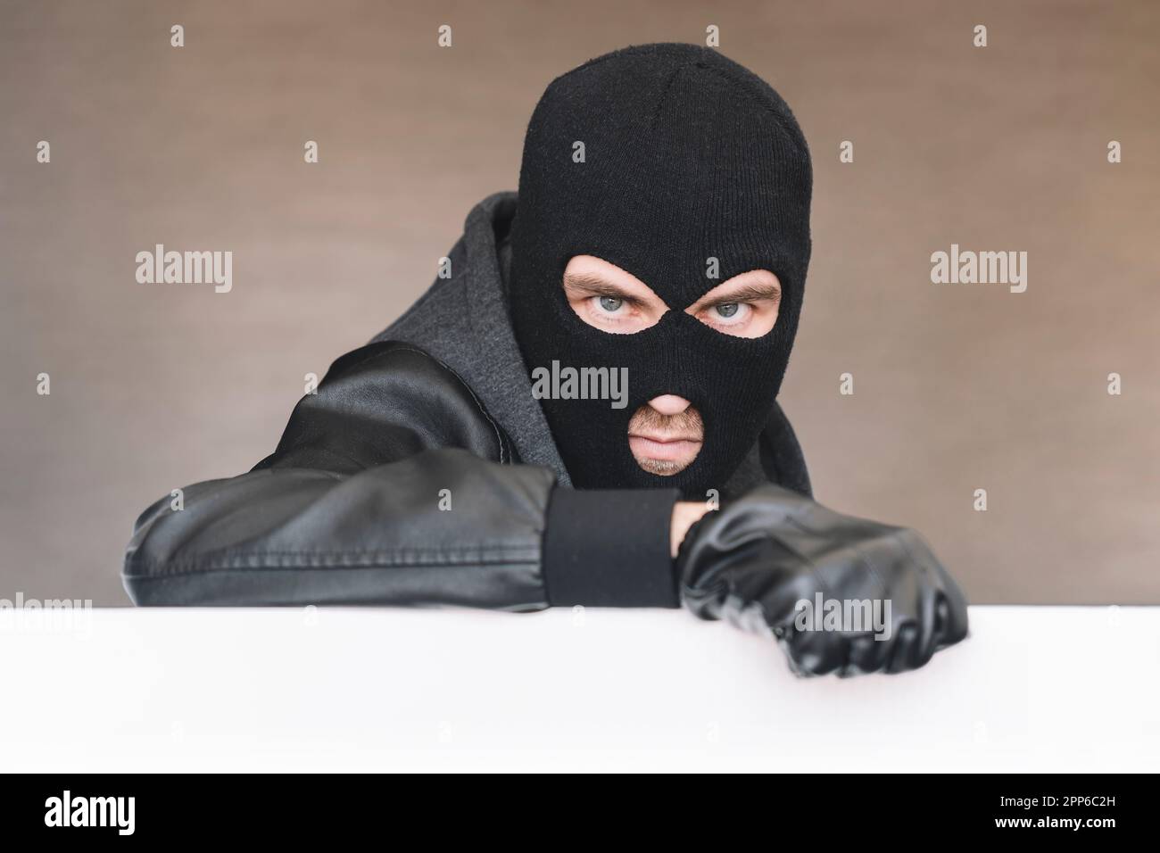 Blankstealing hi-res stock photography and images - Alamy