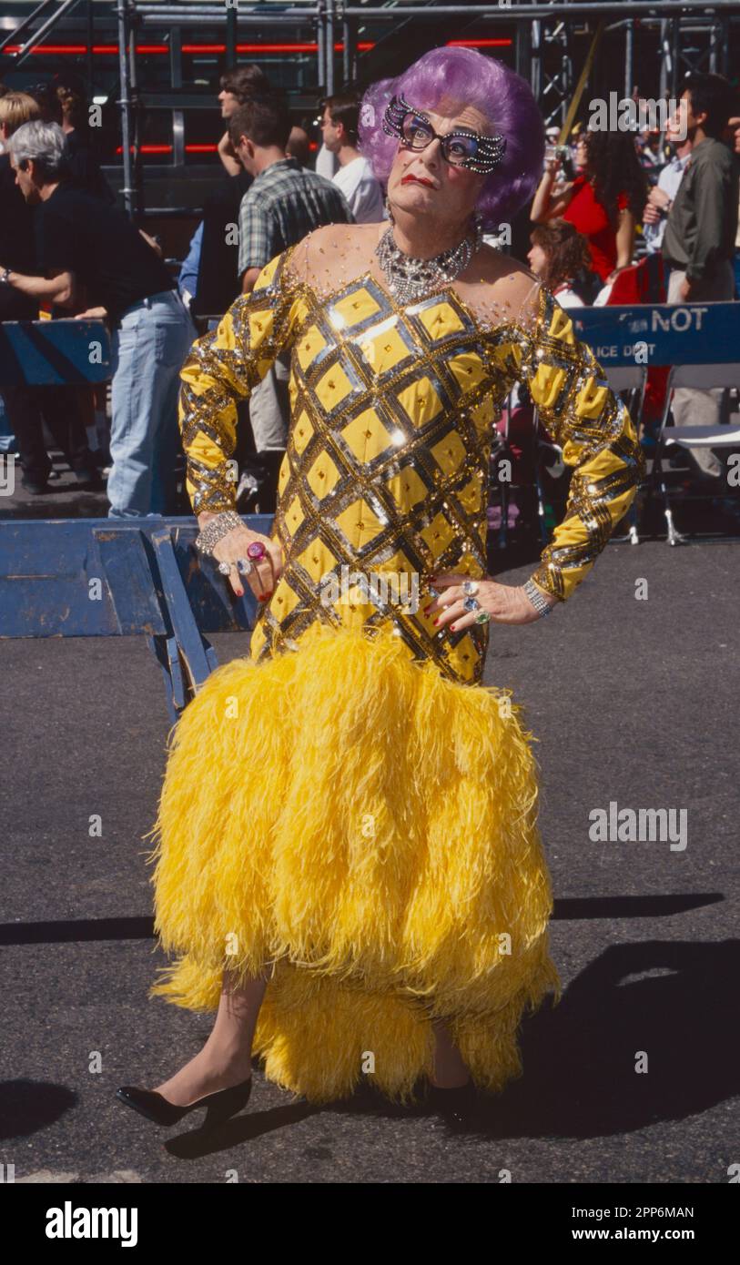 **FILE PHOTO** Dame Edna Has Passed Away. Barry Humphries, aka Dame ...