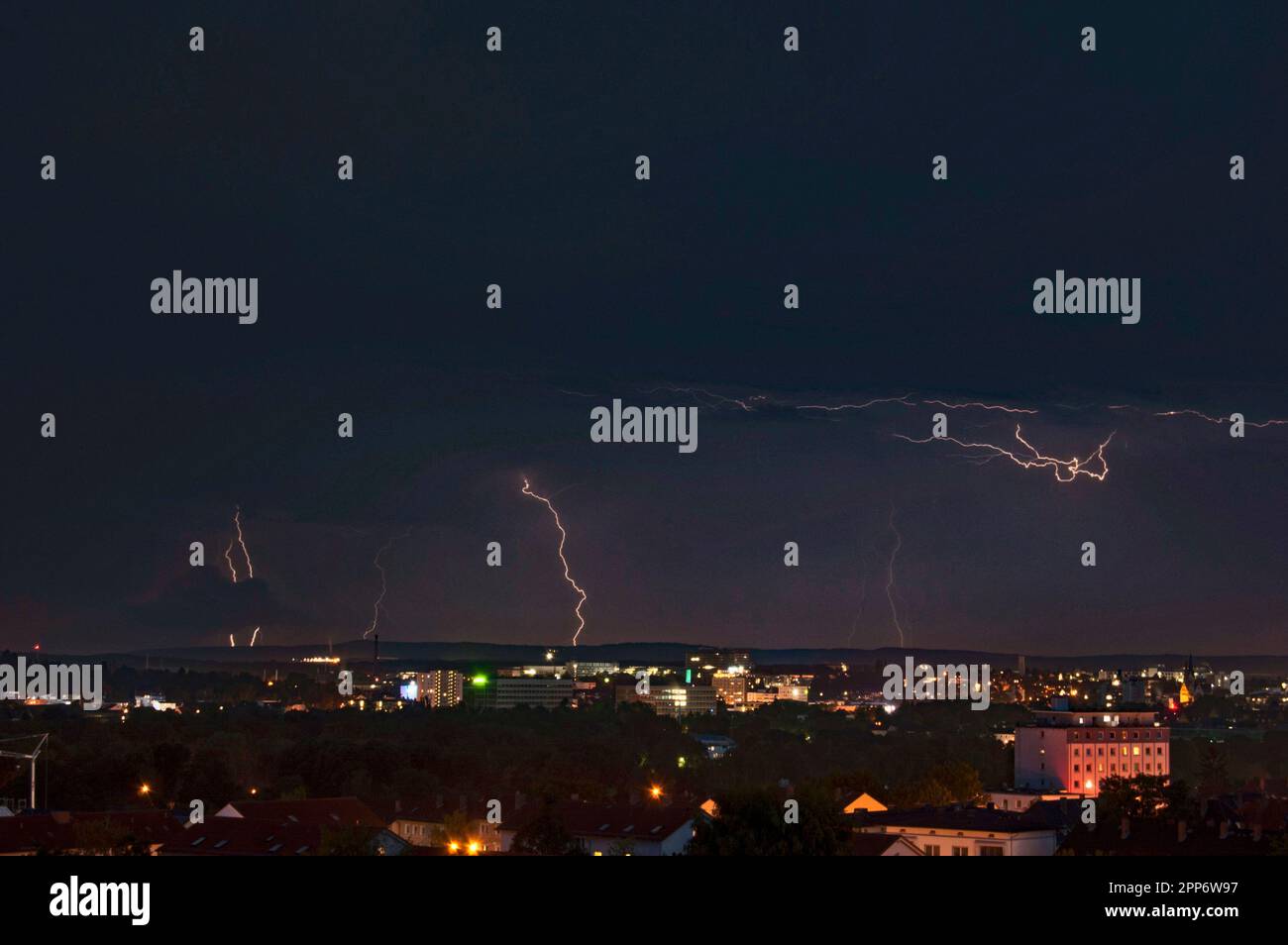 Thunderstorm thunderstorms hi-res stock photography and images - Alamy
