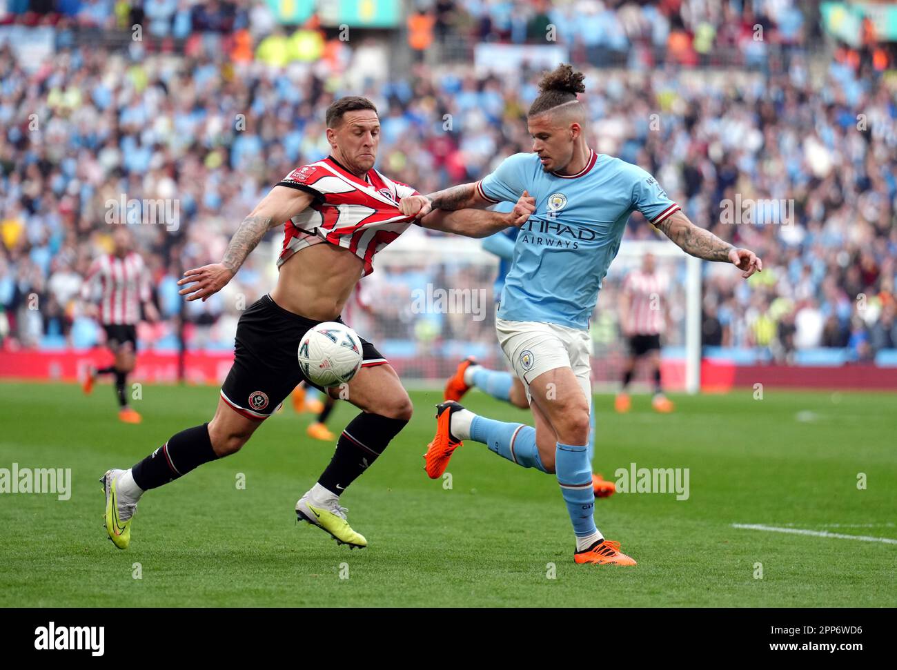 Sheffield United's Billy Sharp and Manchester City's Kalvin Phillips ...