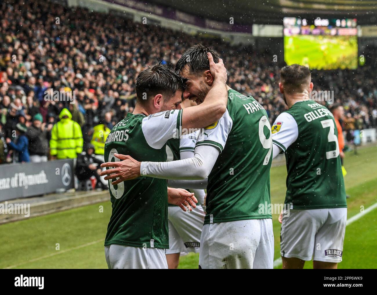 Joe Edwards #8 of Plymouth Argyle scores to make it 2-1 during the Sky ...