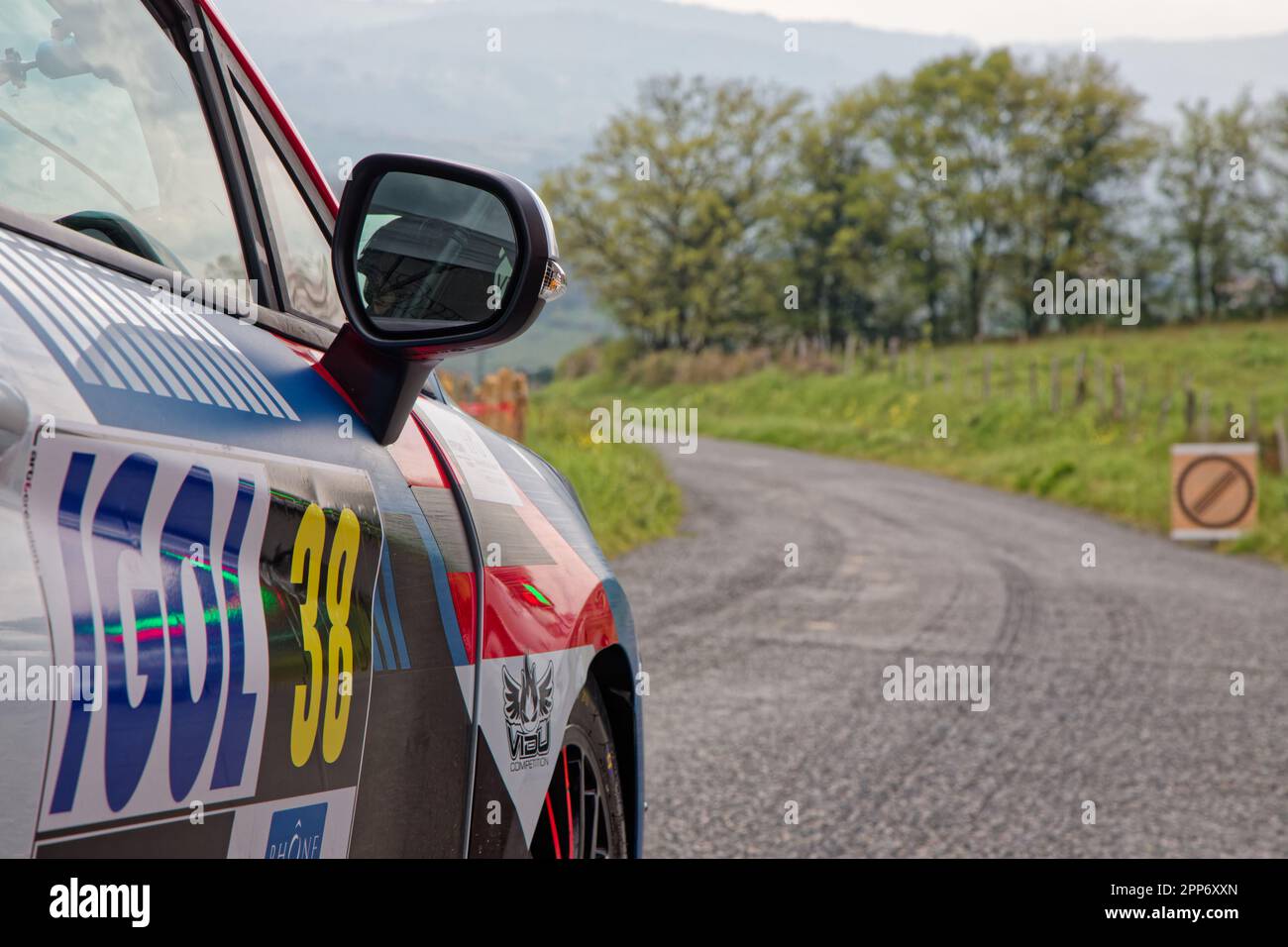 Woman racing driver hi-res stock photography and images - Alamy