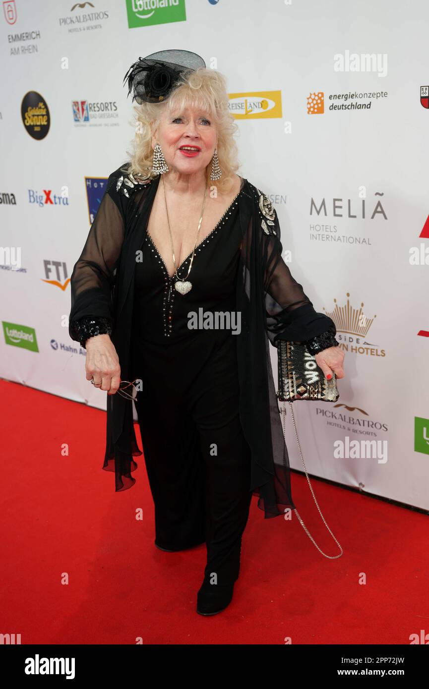 Kalkar, Germany. 22nd Apr, 2023. The singer Eva Jacob comes to the ...