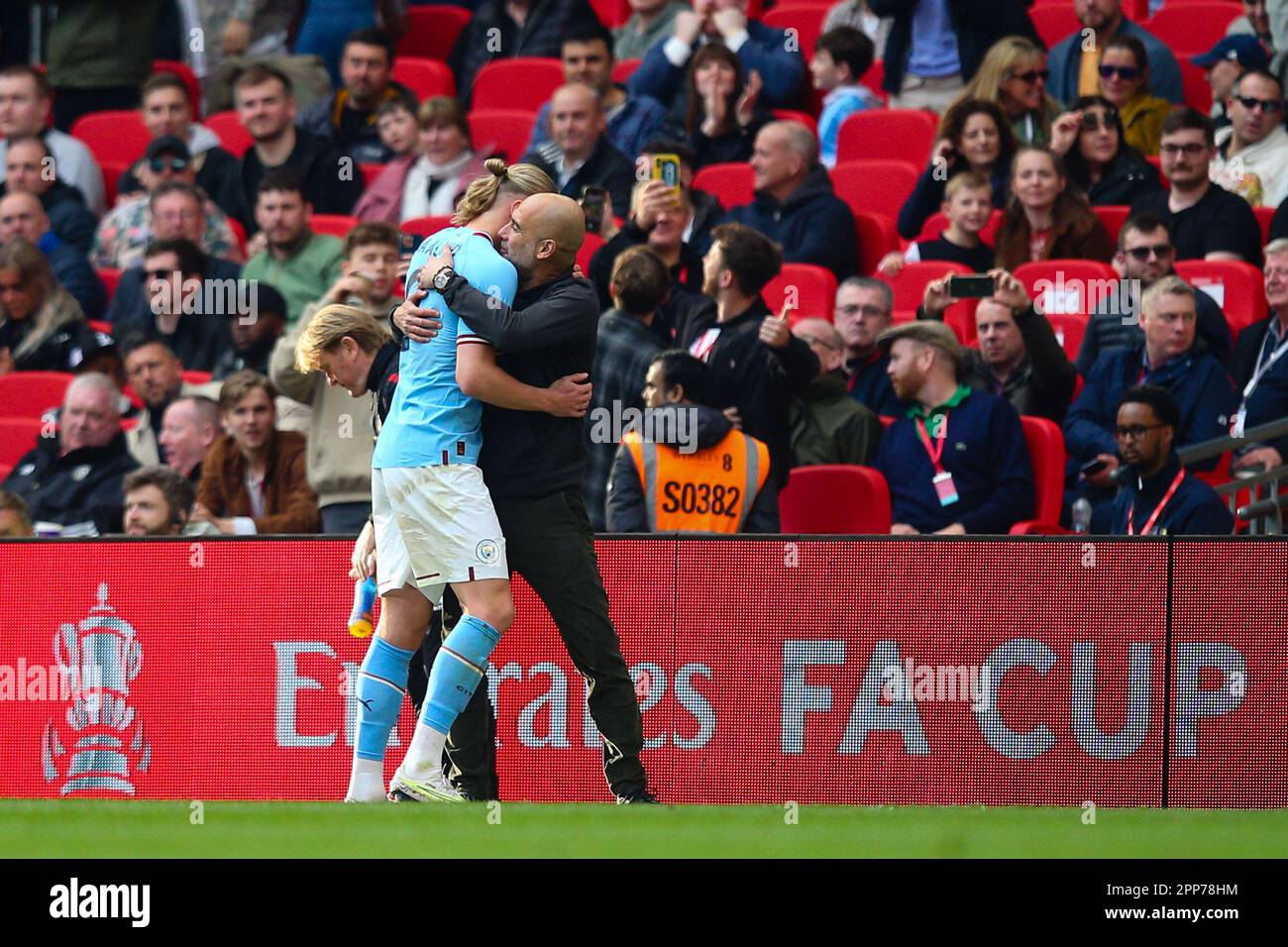 Erling haaland and pep guardiola hi-res stock photography and images ...