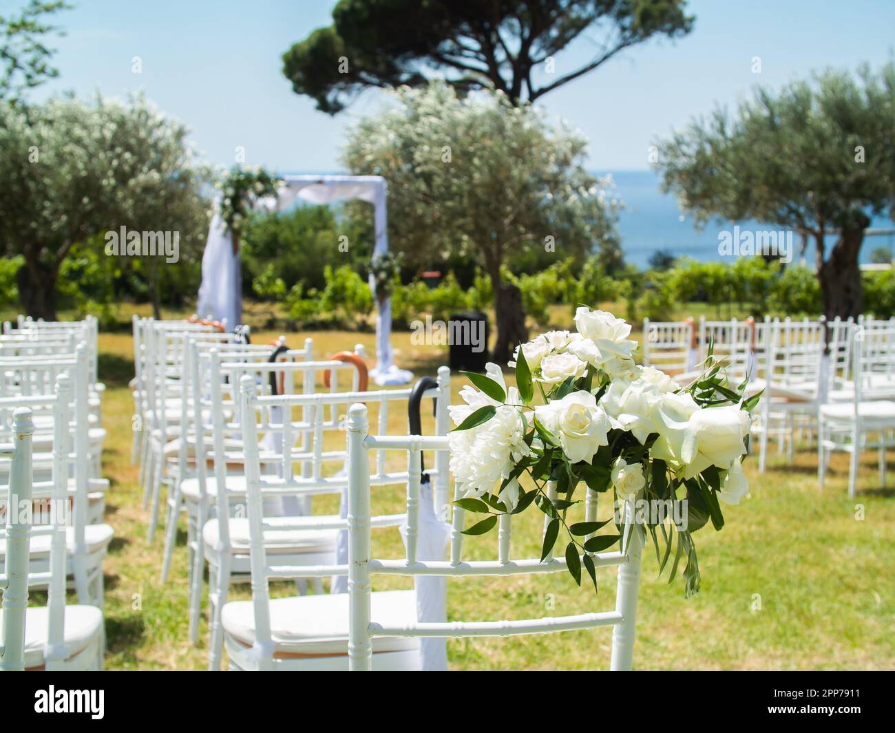 Wedding aisle decor set up hi-res stock photography and images - Alamy