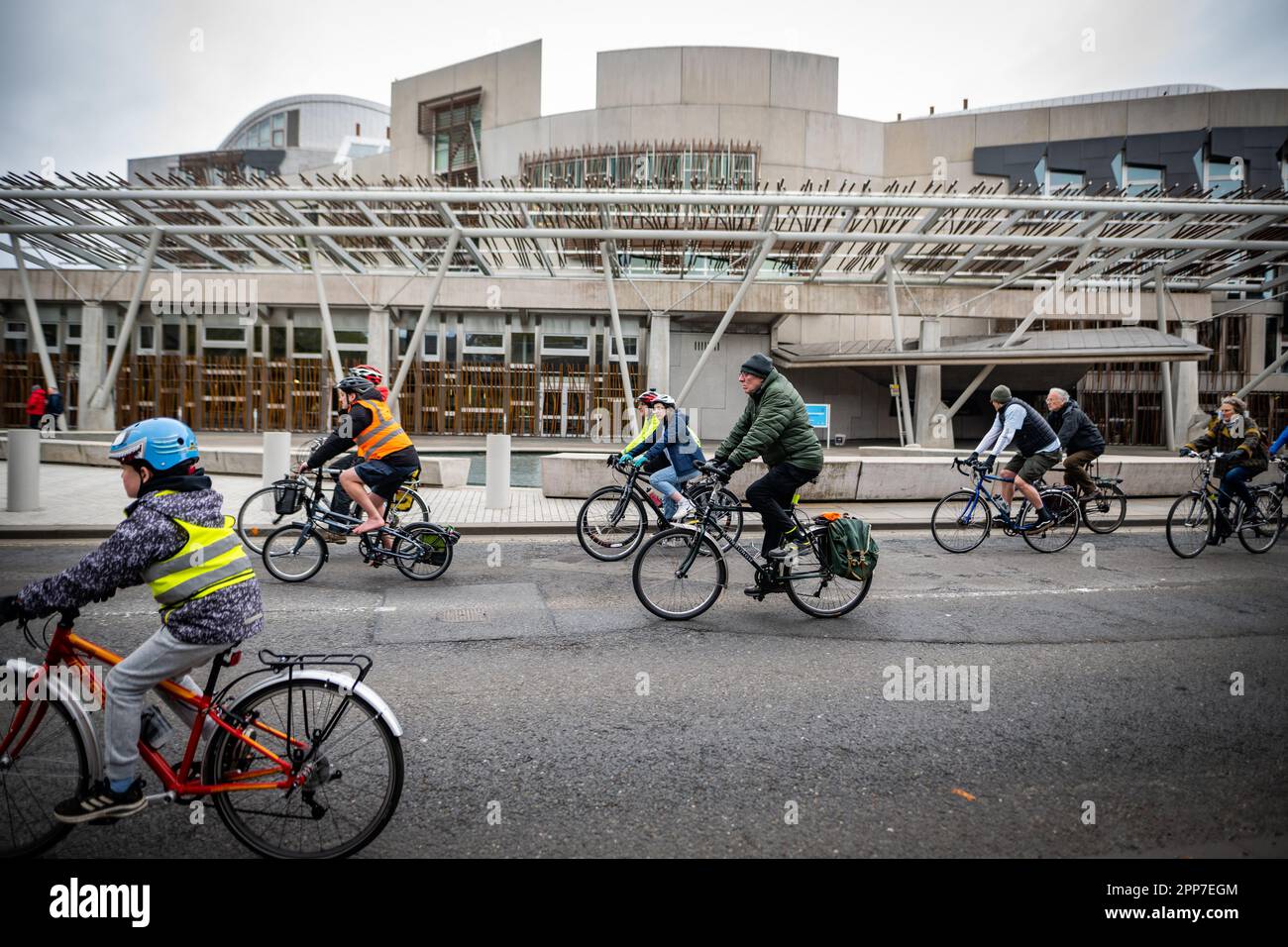 Edinburgh, Scotland. Sat 22 April 2023. Cyclists take part in the Pedal ...