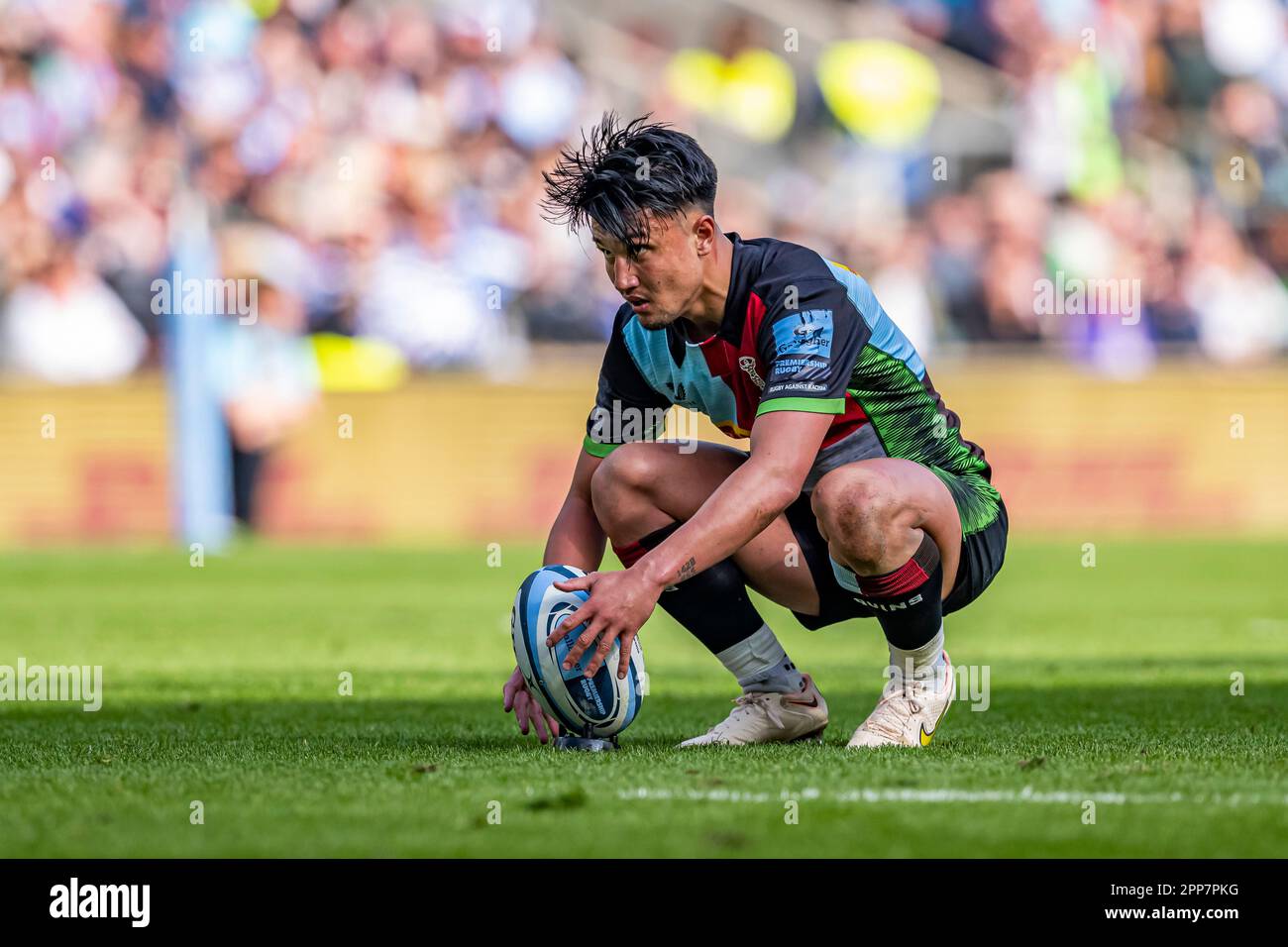 LONDON, UNITED KINGDOM. 22th, Apr 2023. Marcus Smith of Harlequins ...