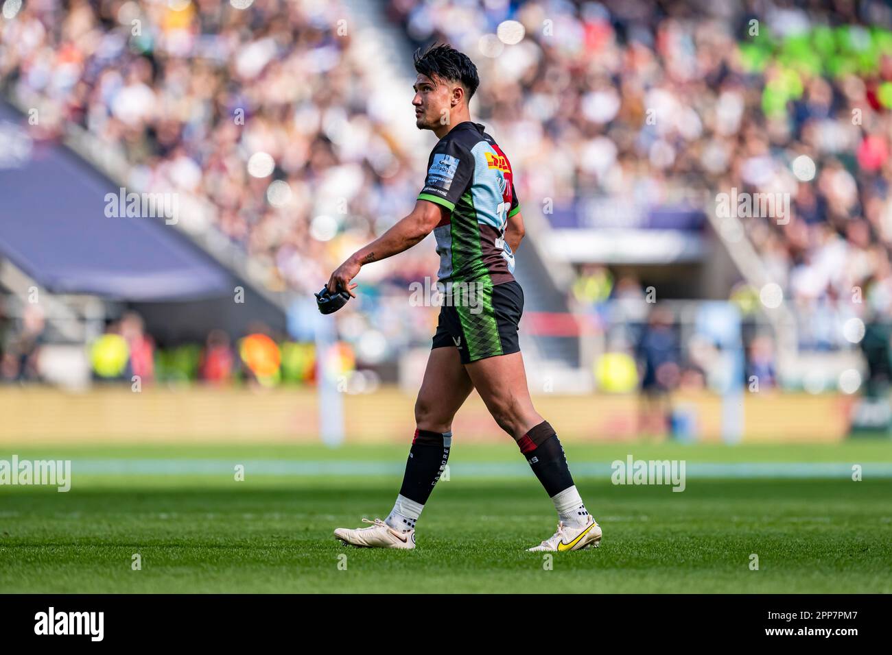 LONDON, UNITED KINGDOM. 22th, Apr 2023. Marcus Smith of Harlequins ...