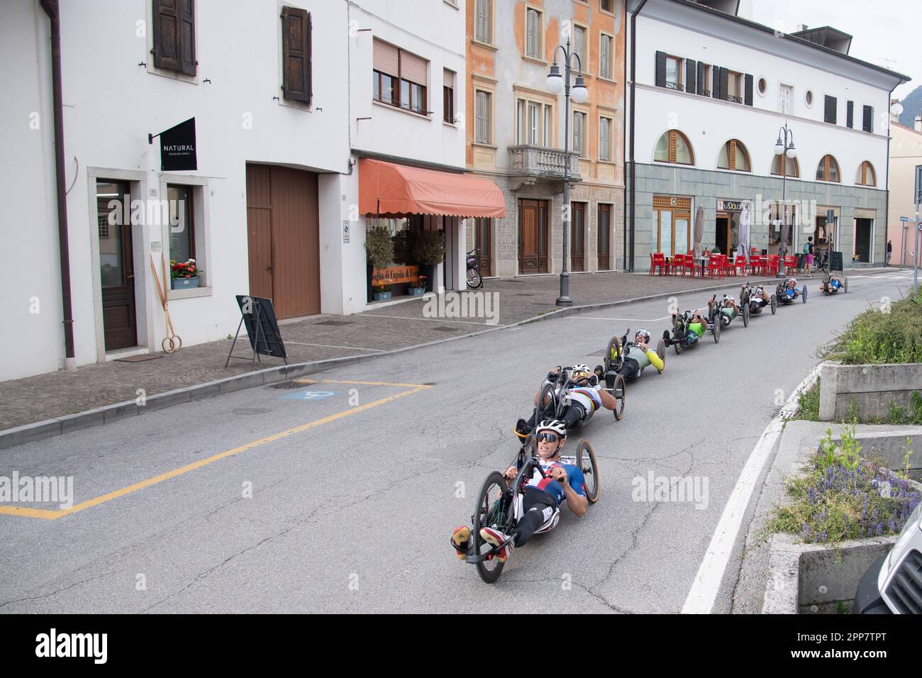 Mens paracyclist hi-res stock photography and images - Alamy