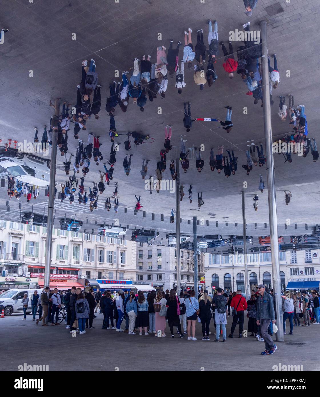 Ombrière du Vieux-Port de Marseille or the Mirror of the Old Port ...