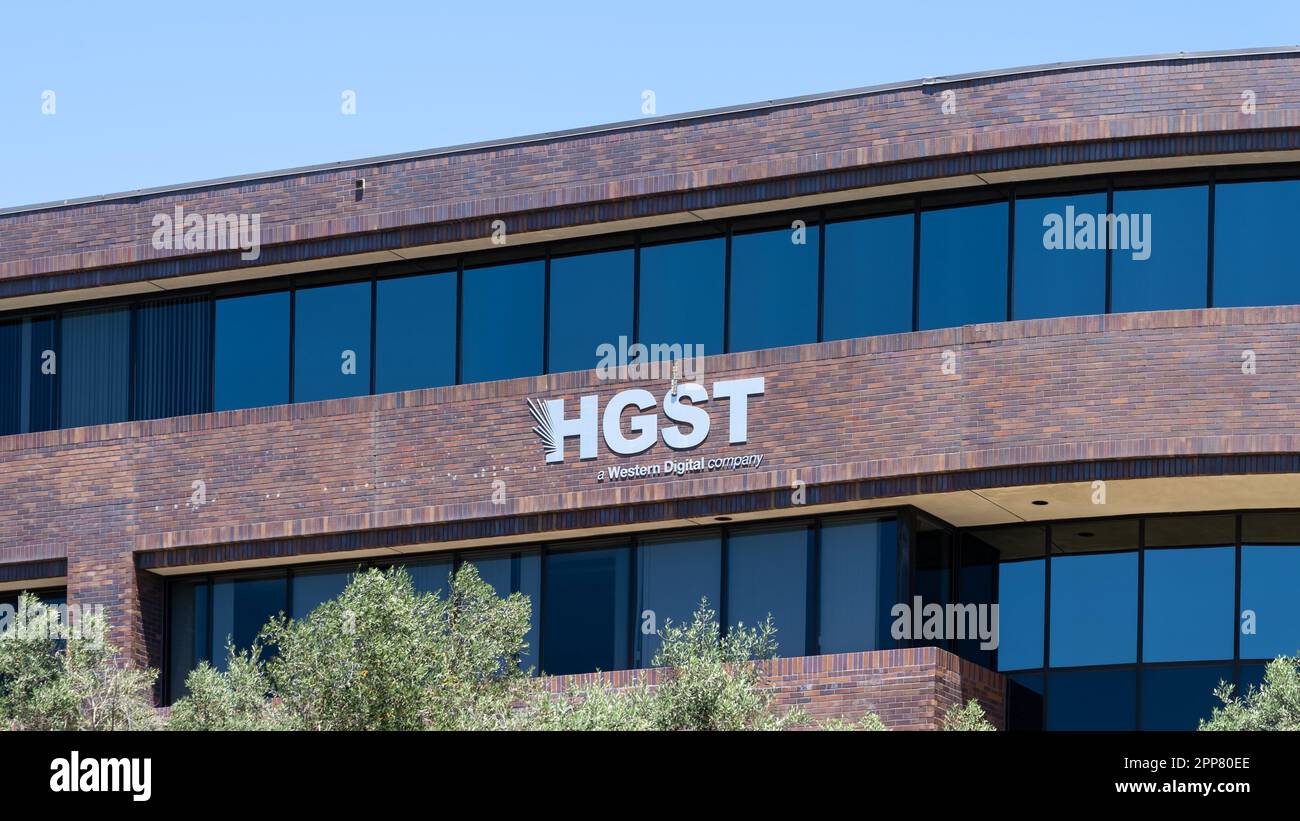 Hitachi logo hi-res stock photography and images - Alamy