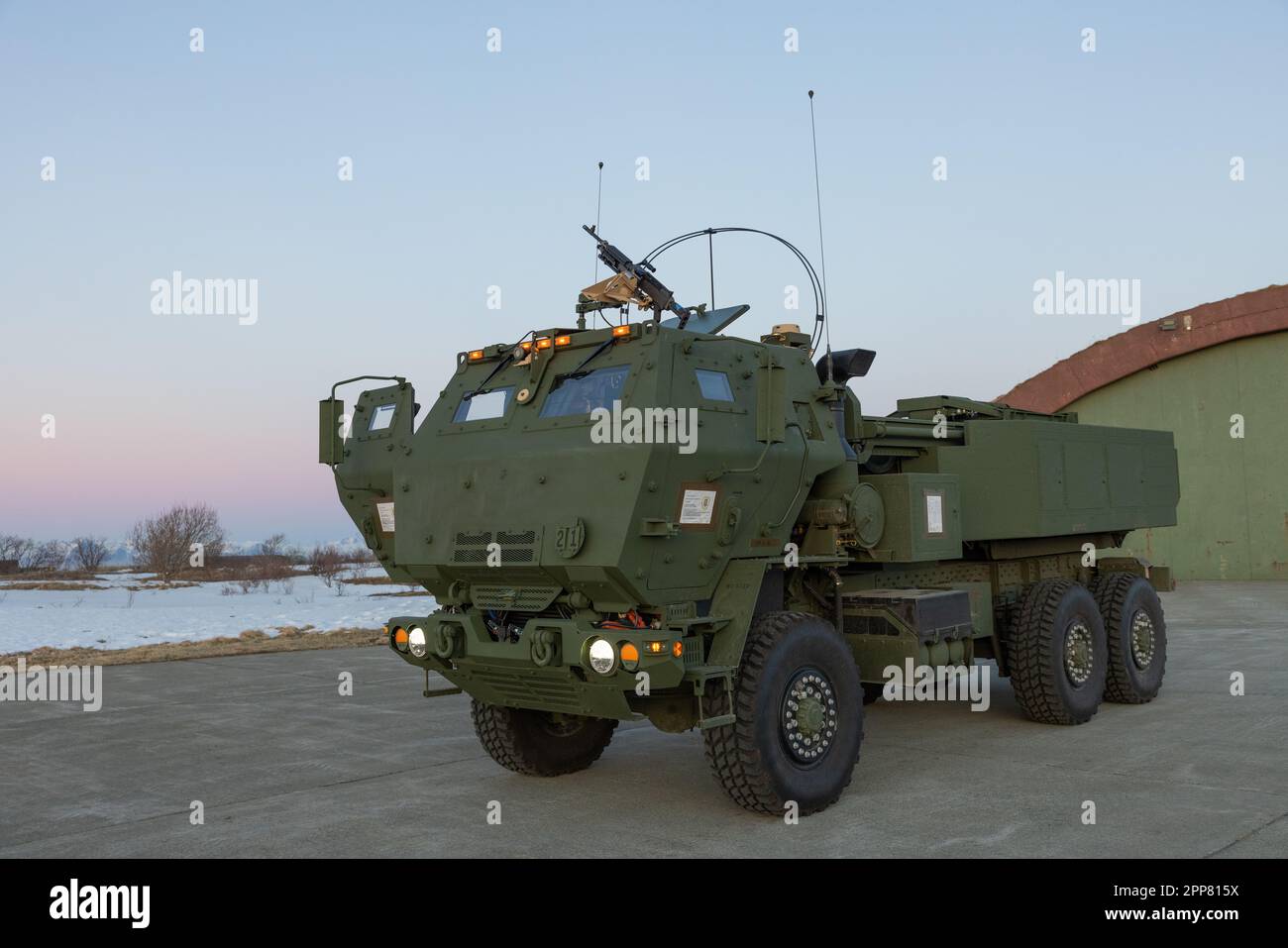 U.S. Marines with Hotel Battery, 2nd Battalion, 10th Marines, 2d Marine ...