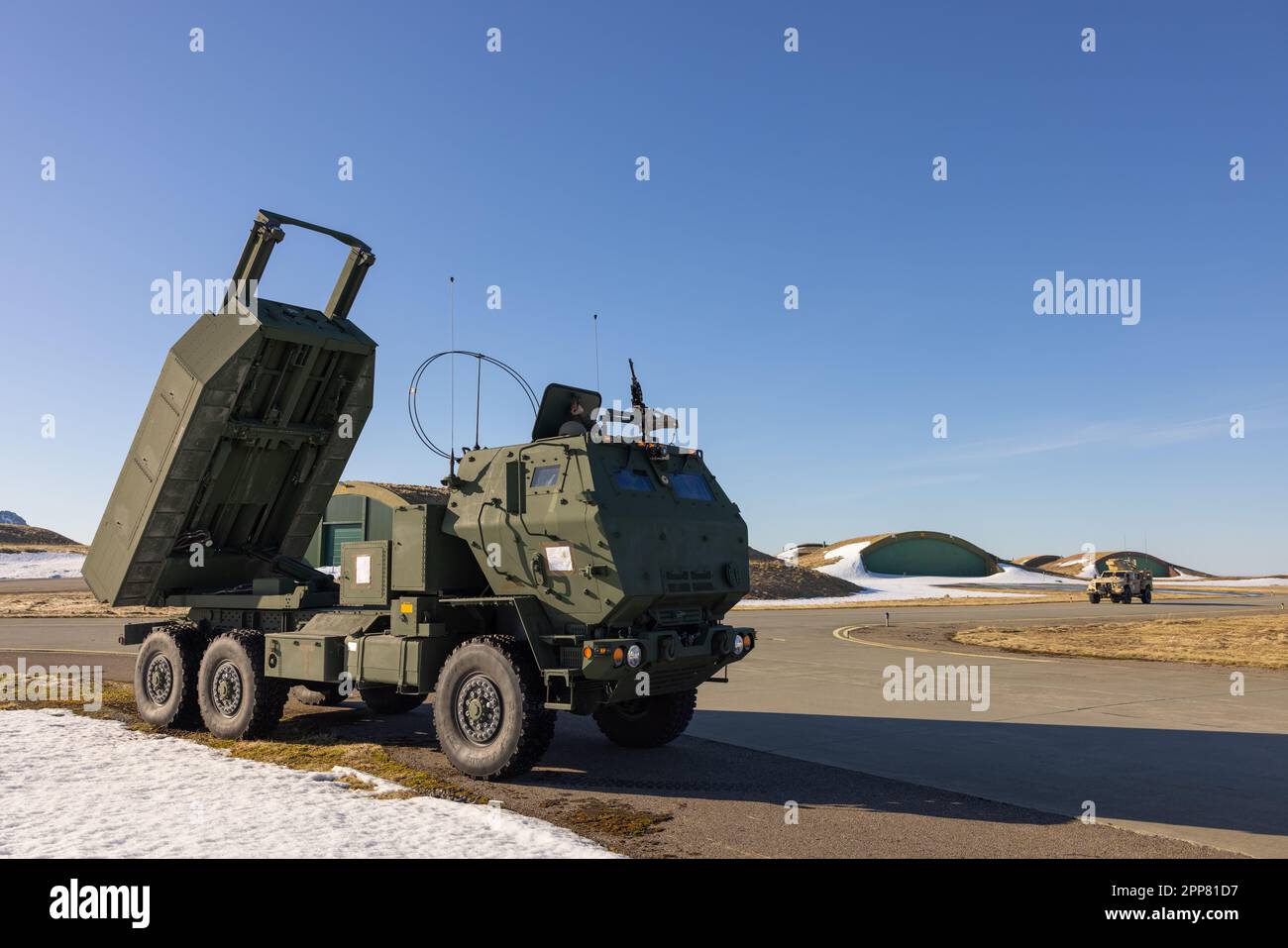 U.S. Marines with Hotel Battery, 2nd Battalion, 10th Marines, 2d Marine ...