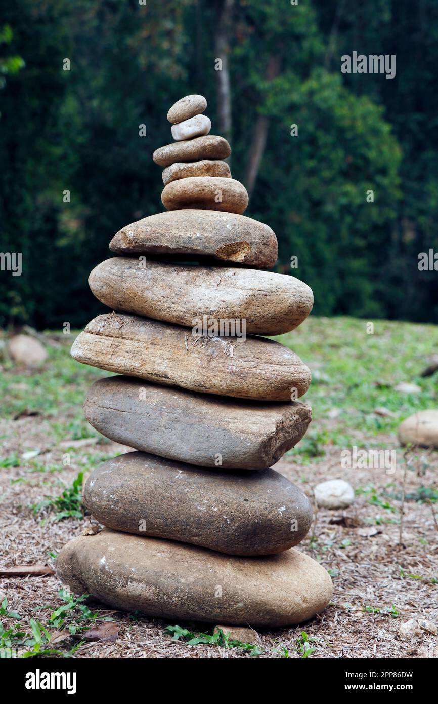 Gravity glue stones hi-res stock photography and images - Alamy