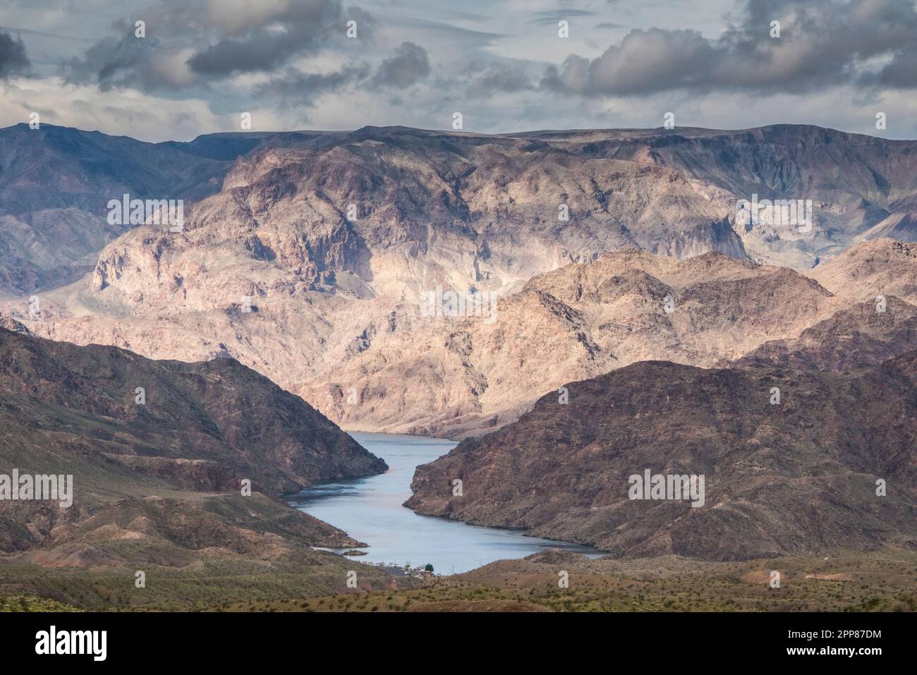 Scenic landscape from an overlook on Highway 93 south of Hoover Dam ...