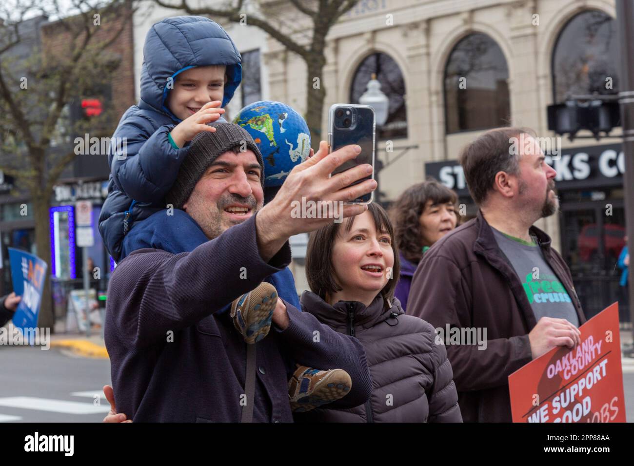 Environment protest selfie hi-res stock photography and images - Alamy