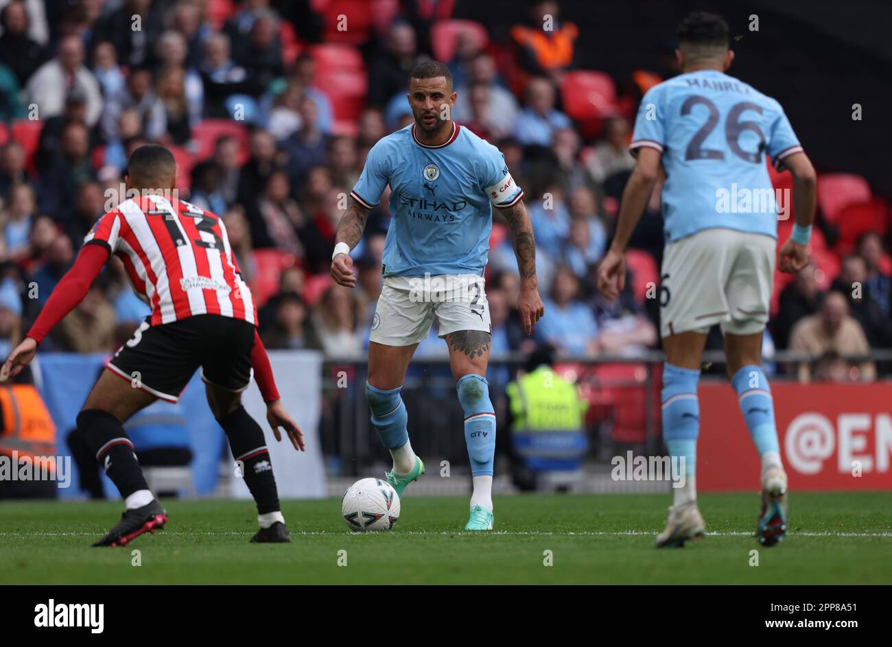 Kyle walker sheffield united wembley hi-res stock photography and ...