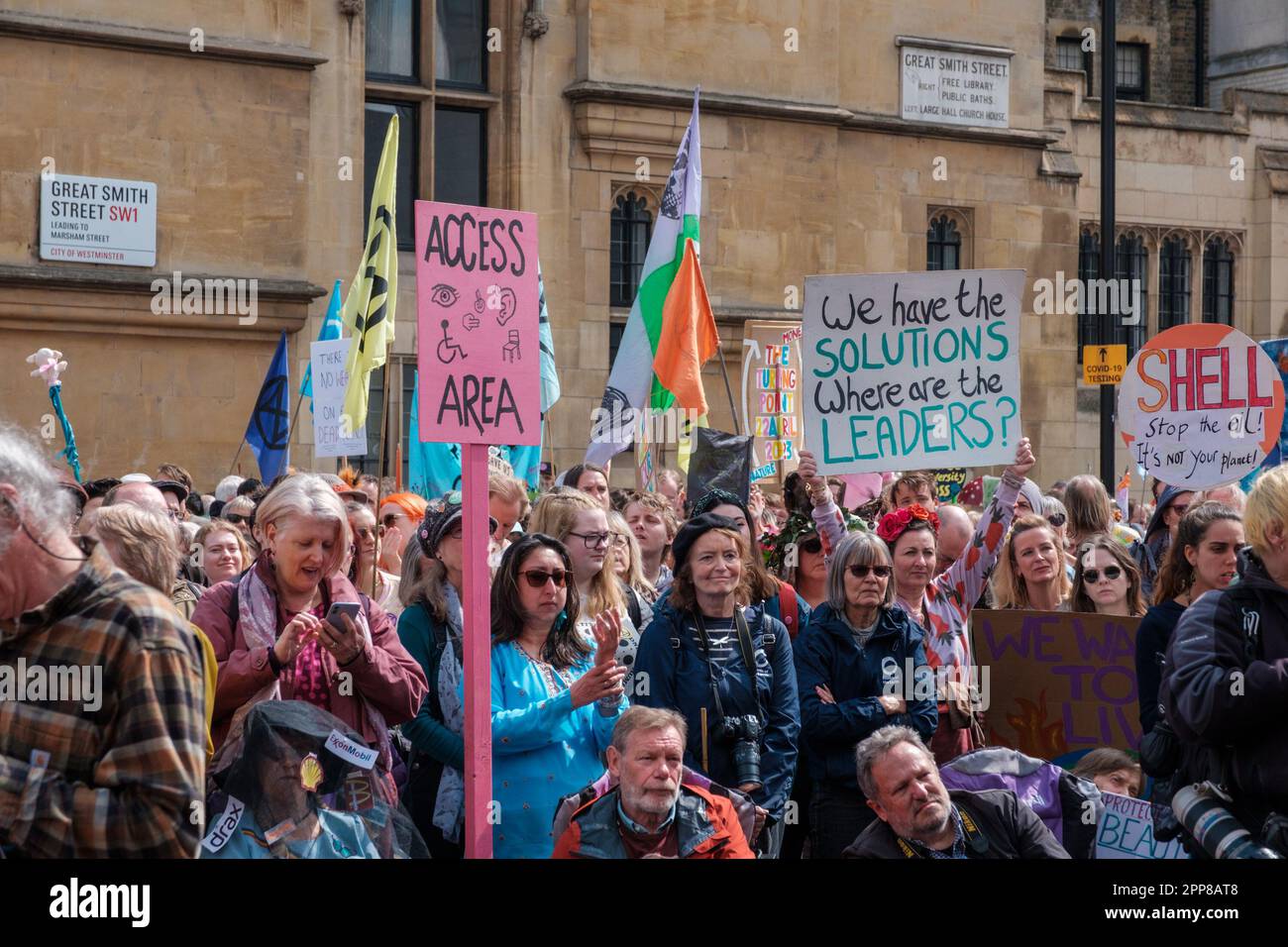 Extinction Rebellion protest continues into the weekend with over ...