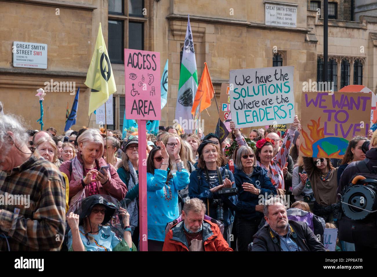 Extinction Rebellion protest continues into the weekend with over ...