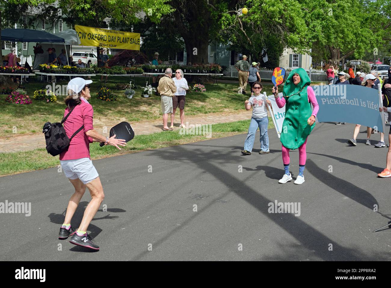 Professional pickleball player hi-res stock photography and images - Alamy