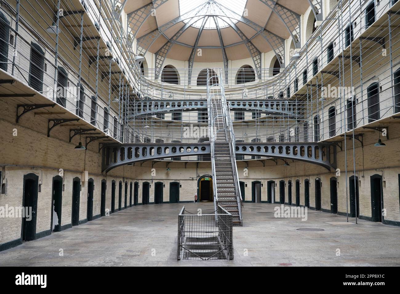 Kilmainham gaol dublin cell hi-res stock photography and images - Alamy