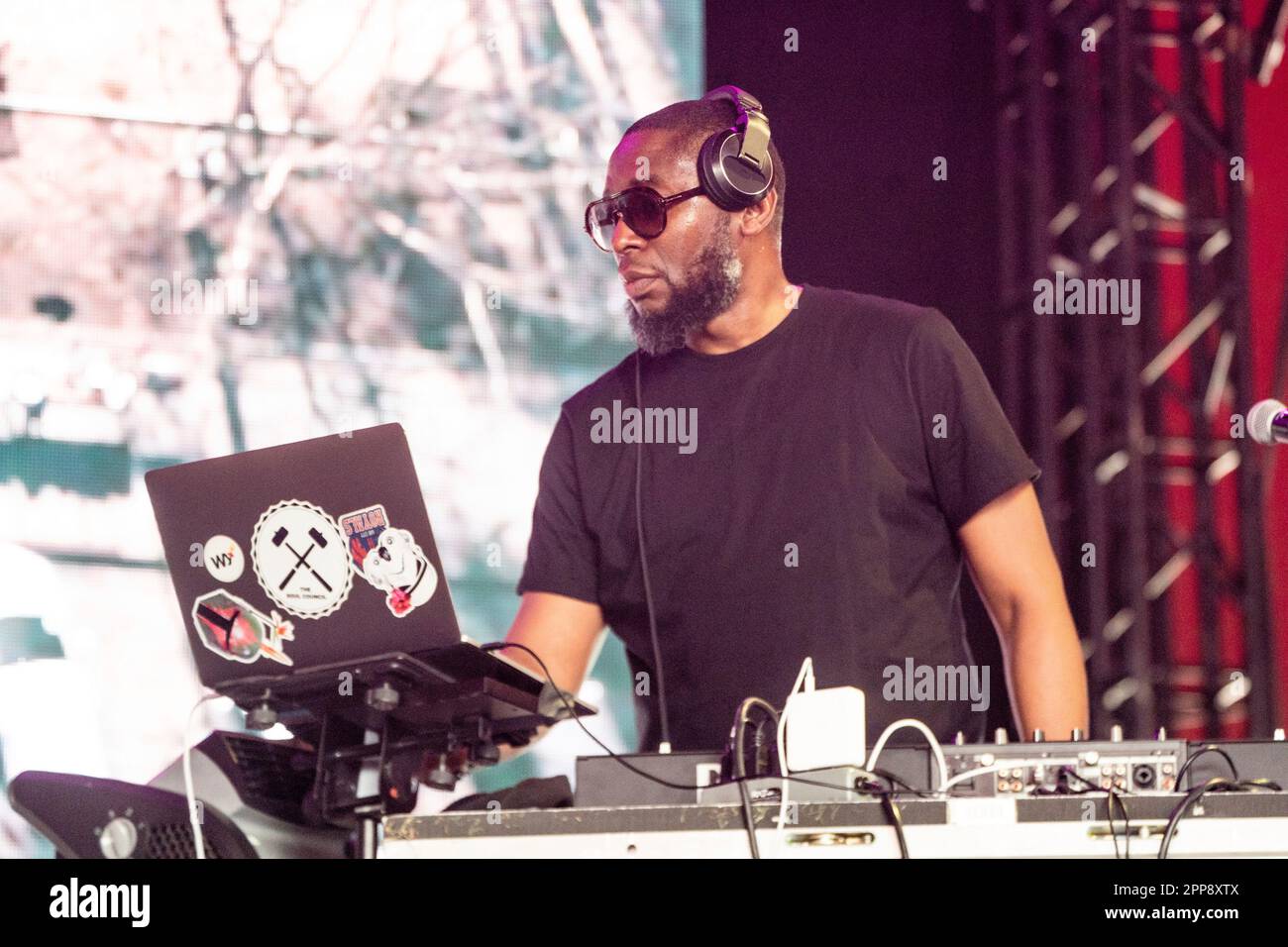 9th Wonder performs with Dinner Party at the Coachella Music and Arts ...