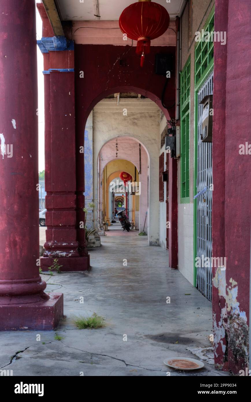 scene of some deserted buildings by the roadside Stock Photo - Alamy