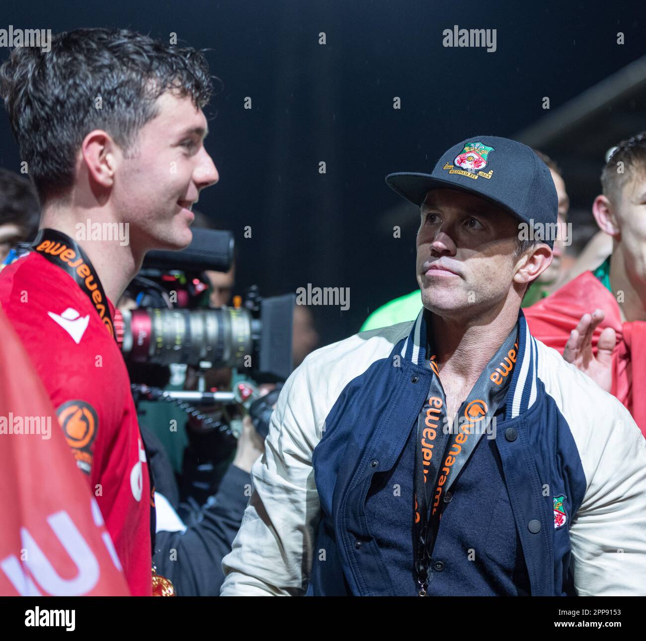 Boreham wood football club ground hi-res stock photography and images ...