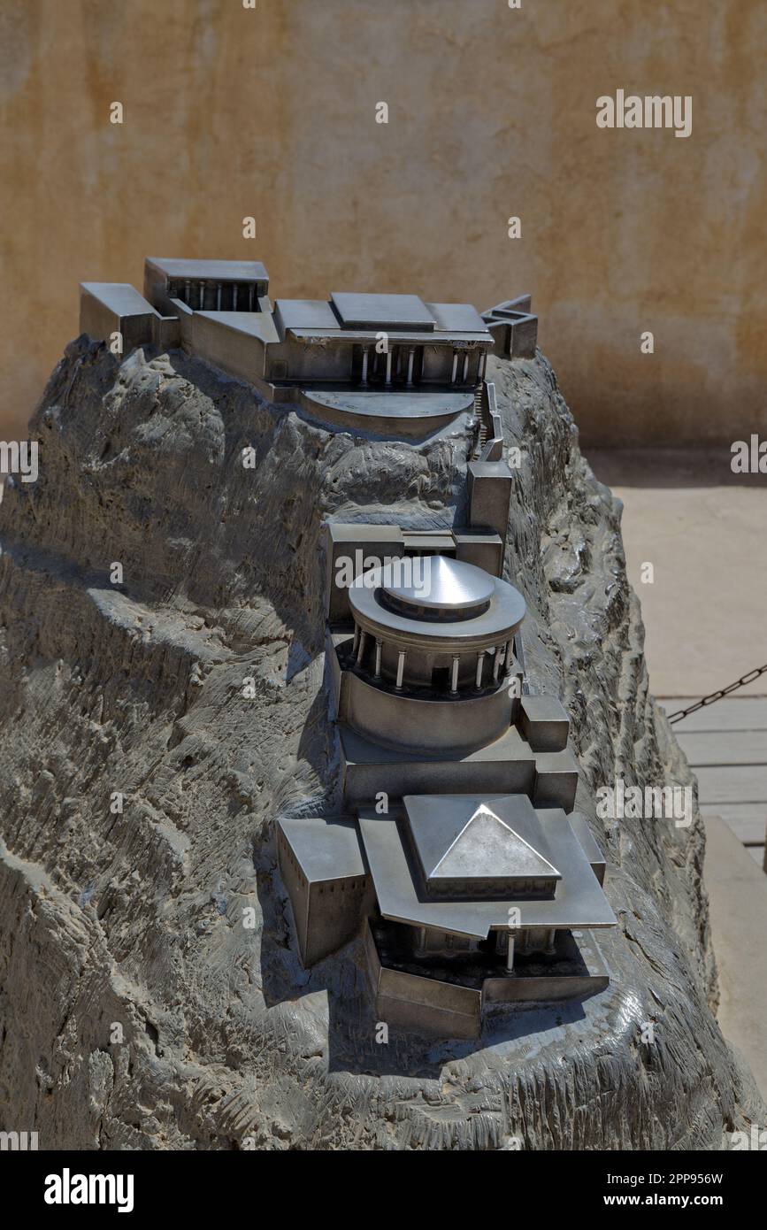Masada palace model statue in Judean Desert Israel Stock Photo - Alamy