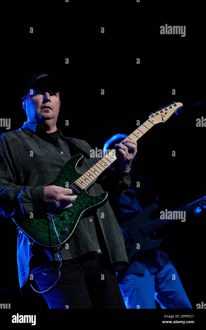 Christopher cross concert hi-res stock photography and images - Alamy