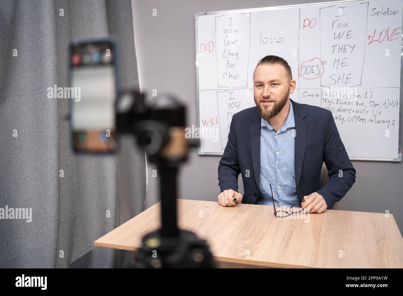 Class rules hi-res stock photography and images - Alamy