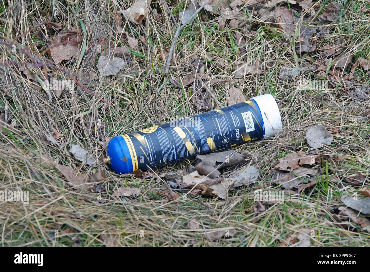 Gas inhalation hi-res stock photography and images - Alamy