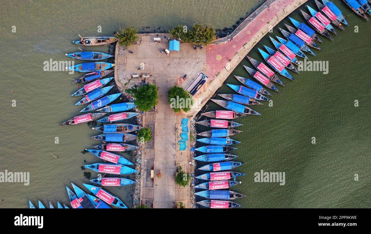 Arial view fishing boat in harbour hi-res stock photography and images ...