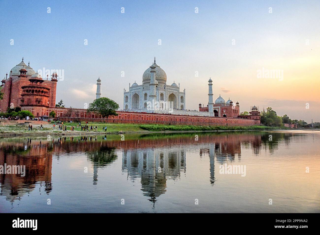 Agra, India. 22nd Apr, 2023. Sunset view at Tajmahal from the back side ...
