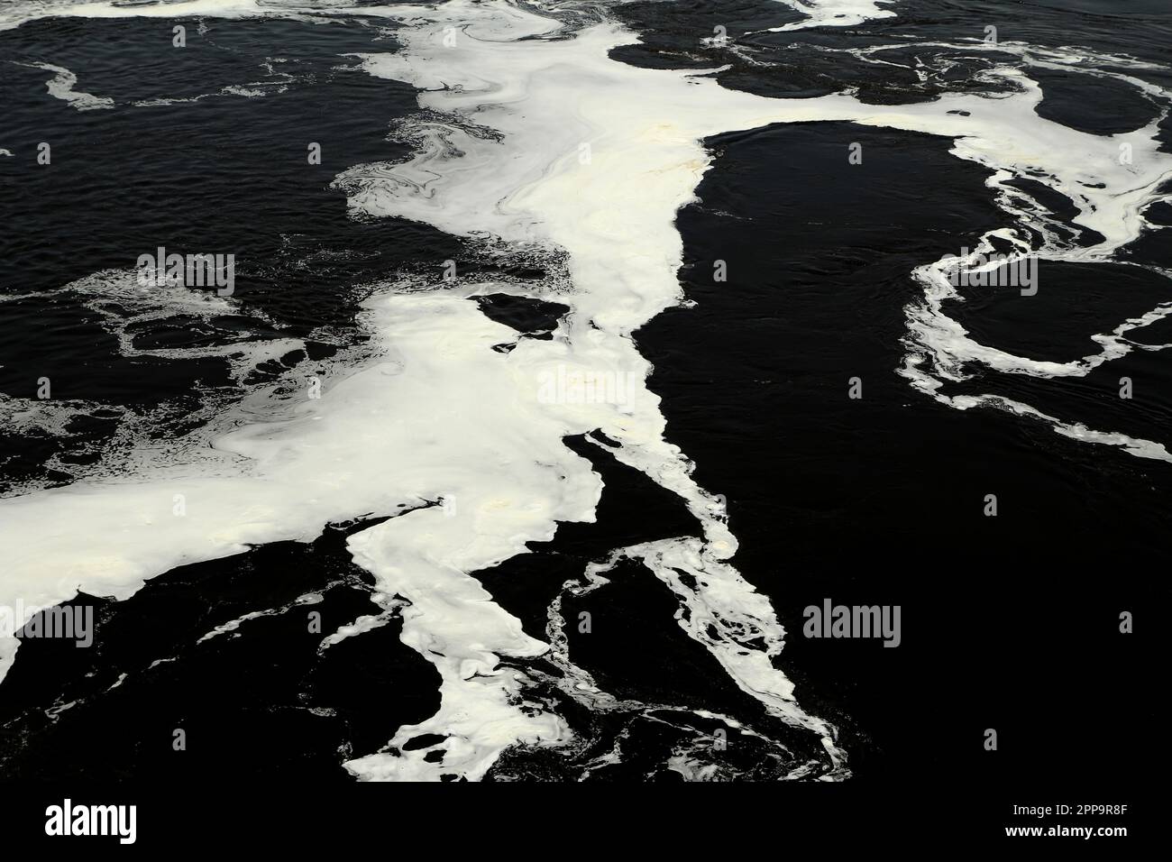 Floating wastes hi-res stock photography and images - Alamy