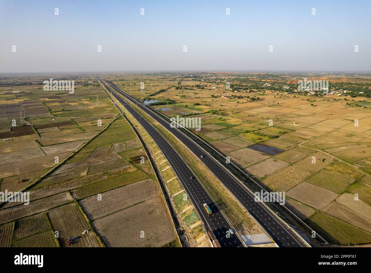 New mumbai expressway hi-res stock photography and images - Alamy