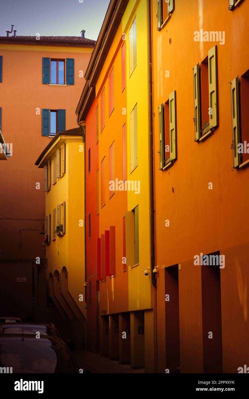 Typical building of Bologna downtown (Italy Stock Photo - Alamy